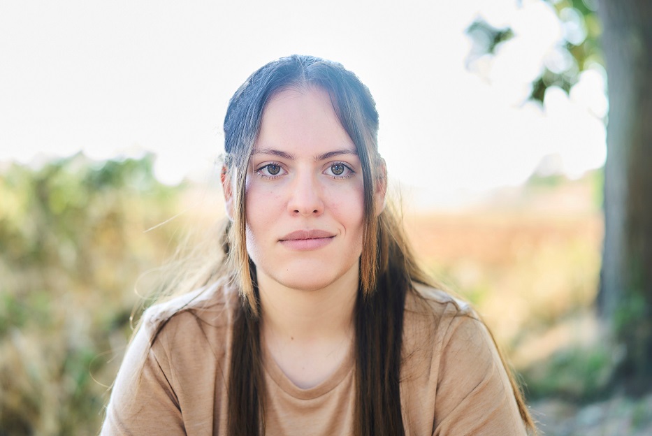 Elin: “Count 2 10”, il brano che racconta una ragazza pentita di essere ...