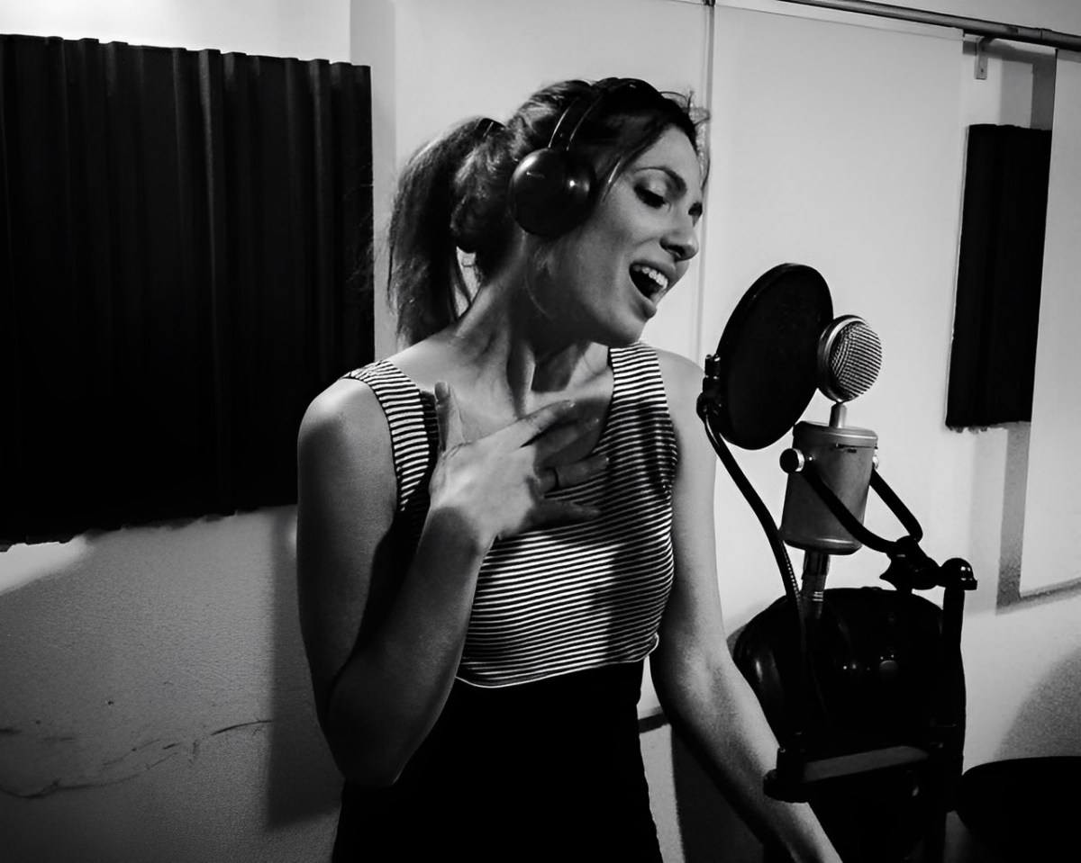 Nusia, “Moorea”: il nuovo singolo, come scivolare nel profondo blu ...