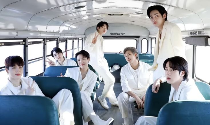 BTS: le star del K-pop pubblicheranno un libro che racconta la loro ...