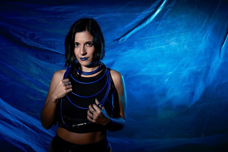 Beta Libre, “Decadence”: un brano elettronico dalle atmosfere notturne ...