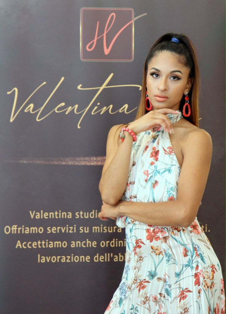 Milano: Valentina Fashion Design Party. La nuova collezione firmata ...