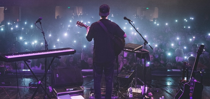 Andrea Cerrato, “TANTO DI TE”: racconto intimo, inno alla gratitudine e ...