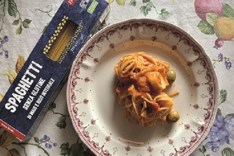 La Ricetta della Domenica: Spaghetti senza glutine con sugo di pomodoro ...