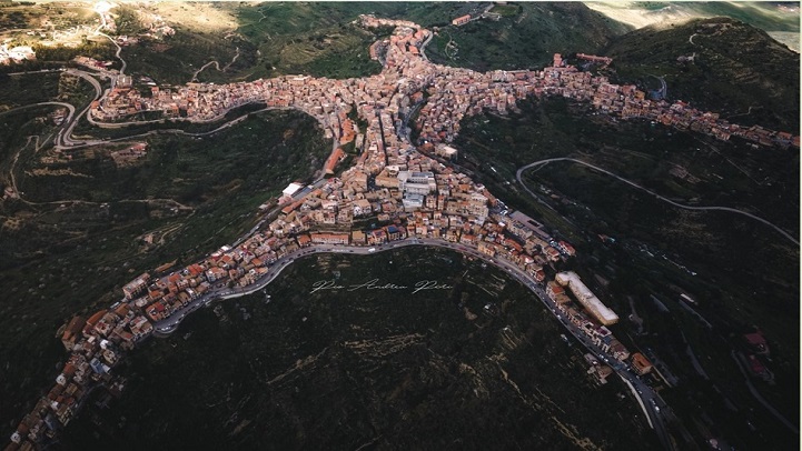 La Sicilia come la Cappadocia si sorvola e ammira in mongolfiera ...