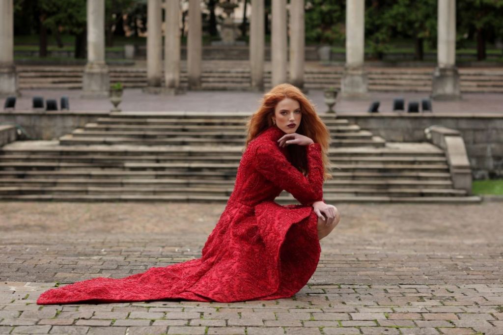 Heba Alenazi: sulla passerella milanese della Fashion Vibes la designer ha portato in scena un ...